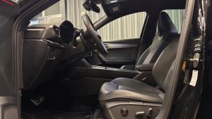 Melns Cupra Formentor 2023 Rīga, ar dzinēja tilpumu 2.00 L un nobraukumu 35 tūkst. km par 30990 €, foto 8 vietnē AUTOMOTO.COM.LV