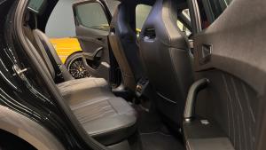 Melns Cupra Formentor 2023 Rīga, ar dzinēja tilpumu 2.00 L un nobraukumu 35 tūkst. km par 30990 €, foto 12 vietnē AUTOMOTO.COM.LV