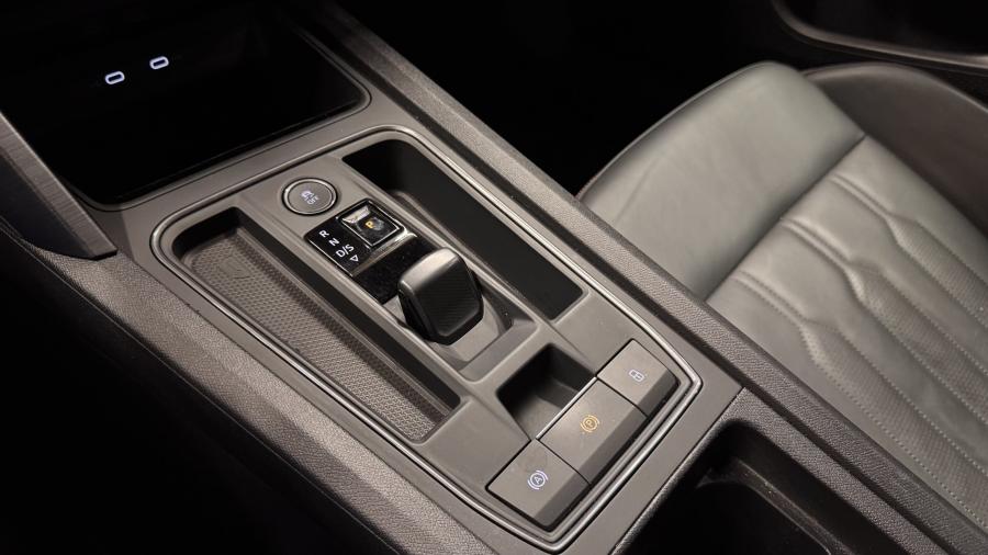 Melns Cupra Formentor 2023 Rīga, ar dzinēja tilpumu 2.00 L un nobraukumu 35 tūkst. km par 30990 €, foto 17 vietnē AUTOMOTO.COM.LV