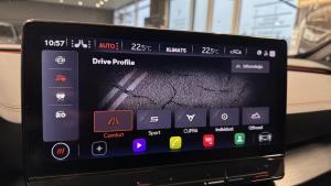 Melns Cupra Formentor 2023 Rīga, ar dzinēja tilpumu 2.00 L un nobraukumu 35 tūkst. km par 30990 €, foto 21 vietnē AUTOMOTO.COM.LV