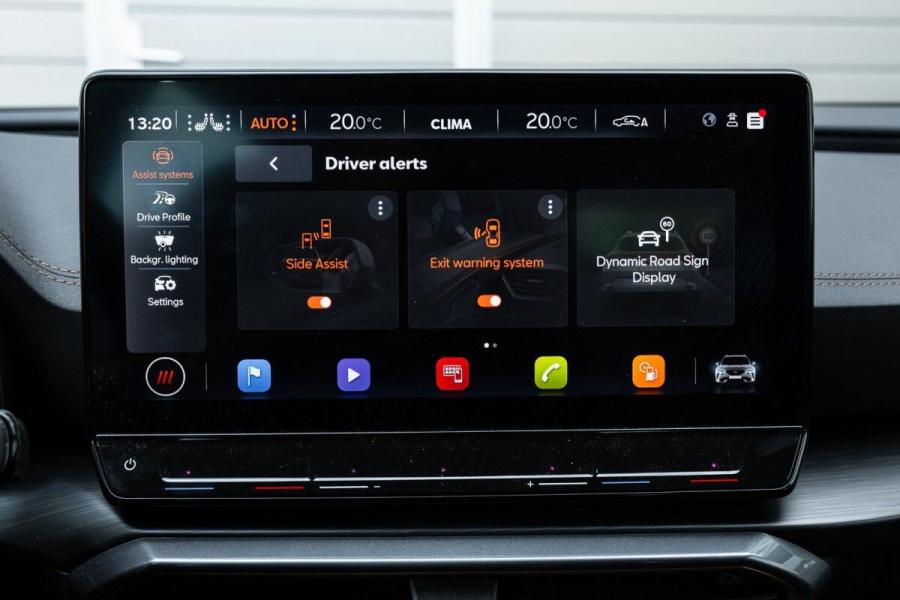 Melns Cupra Formentor 2023 Jelgava, ar dzinēja tilpumu 2.00 L un nobraukumu 85 tūkst. km par 25900 €, foto 13 vietnē AUTOMOTO.COM.LV