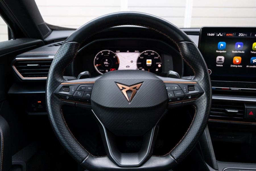 Melns Cupra Formentor 2023 Jelgava, ar dzinēja tilpumu 2.00 L un nobraukumu 85 tūkst. km par 25900 €, foto 16 vietnē AUTOMOTO.COM.LV