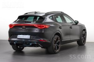 Melns Cupra Formentor 2023 Rīga, ar dzinēja tilpumu 2.00 L un nobraukumu 54 tūkst. km par 27500 €, foto 3 vietnē AUTOMOTO.COM.LV