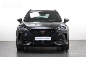 Melns Cupra Formentor 2023 Rīga, ar dzinēja tilpumu 2.00 L un nobraukumu 54 tūkst. km par 27500 €, foto 4 vietnē AUTOMOTO.COM.LV