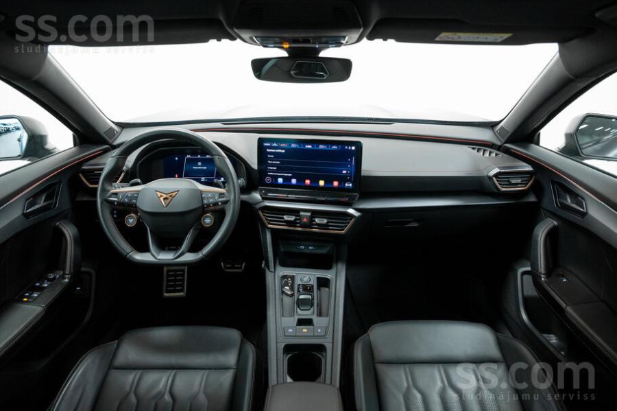 Melns Cupra Formentor 2023 Rīga, ar dzinēja tilpumu 2.00 L un nobraukumu 54 tūkst. km par 27500 €, foto 5 vietnē AUTOMOTO.COM.LV