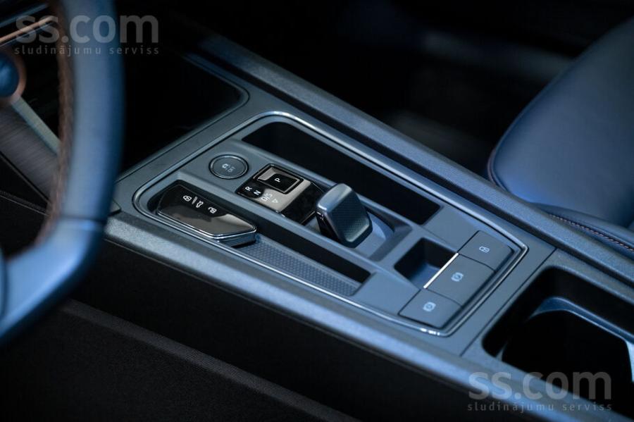 Melns Cupra Formentor 2023 Rīga, ar dzinēja tilpumu 2.00 L un nobraukumu 54 tūkst. km par 27500 €, foto 9 vietnē AUTOMOTO.COM.LV