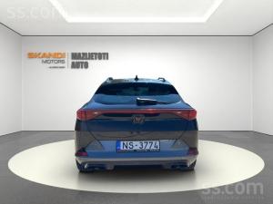 Черный Cupra Formentor 2023 в Рига, объемом двигателя 1.50 л и пробегом 24 тыс. км за 24990 €, фото 6 на AUTOMOTO.COM.LV