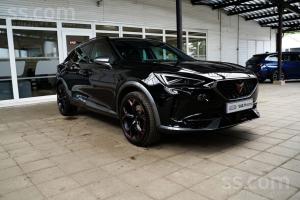 Black Cupra Formentor 2023 in Riga, with an engine capacity of 2.00 L and mileage of 35 thousand km for 29990 €, photo 7 on AUTOMOTO.COM.LV