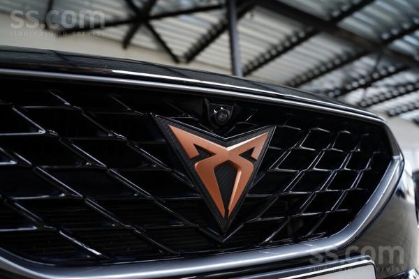 Melns Cupra Formentor 2023 Rīga, ar dzinēja tilpumu 2.00 L un nobraukumu 35 tūkst. km par 29990 €, foto 7 vietnē AUTOMOTO.COM.LV