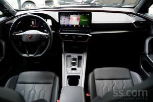 Black Cupra Formentor 2023 in Riga, with an engine capacity of 2.00 L and mileage of 35 thousand km for 29990 €, photo 21 on AUTOMOTO.COM.LV