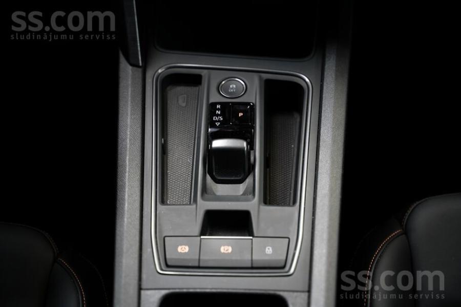 Black Cupra Formentor 2023 in Riga, with an engine capacity of 2.00 L and mileage of 35 thousand km for 29990 €, photo 22 on AUTOMOTO.COM.LV