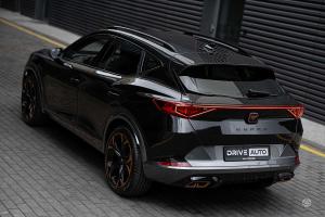 Черный Cupra Formentor 2023 в Вильнюс, объемом двигателя 1.40 л и пробегом 23 тыс. км за 23900 €, фото 5 на AUTOMOTO.COM.LV