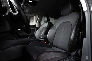 Черный Cupra Formentor 2023 в Вильнюс, объемом двигателя 1.40 л и пробегом 23 тыс. км за 23900 €, фото 8 на AUTOMOTO.COM.LV
