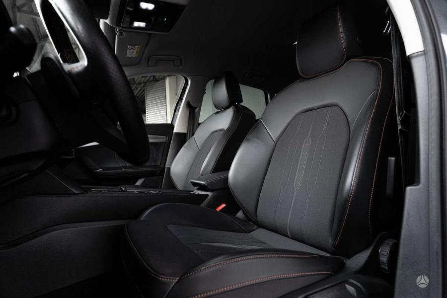 Черный Cupra Formentor 2023 в Вильнюс, объемом двигателя 1.40 л и пробегом 23 тыс. км за 23900 €, фото 8 на AUTOMOTO.COM.LV