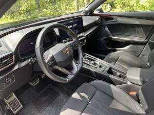 Melns Cupra Formentor 2023 Viļņa, ar dzinēja tilpumu 1.98 L un nobraukumu 27 tūkst. km par 23900 €, foto 10 vietnē AUTOMOTO.COM.LV
