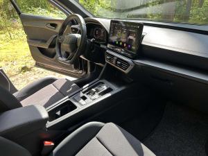 Melns Cupra Formentor 2023 Viļņa, ar dzinēja tilpumu 1.98 L un nobraukumu 27 tūkst. km par 23900 €, foto 12 vietnē AUTOMOTO.COM.LV