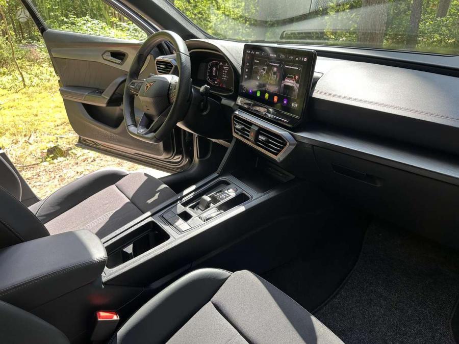 Melns Cupra Formentor 2023 Viļņa, ar dzinēja tilpumu 1.98 L un nobraukumu 27 tūkst. km par 23900 €, foto 12 vietnē AUTOMOTO.COM.LV