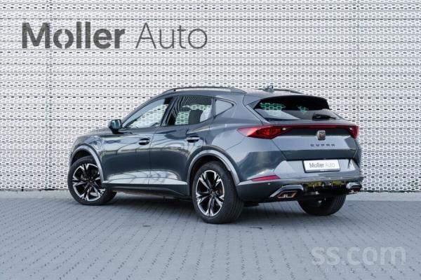 Черный Cupra Formentor 2023 в Рига, объемом двигателя 1.40 л и пробегом 94 тыс. км за 24050 €, фото 3 на AUTOMOTO.COM.LV