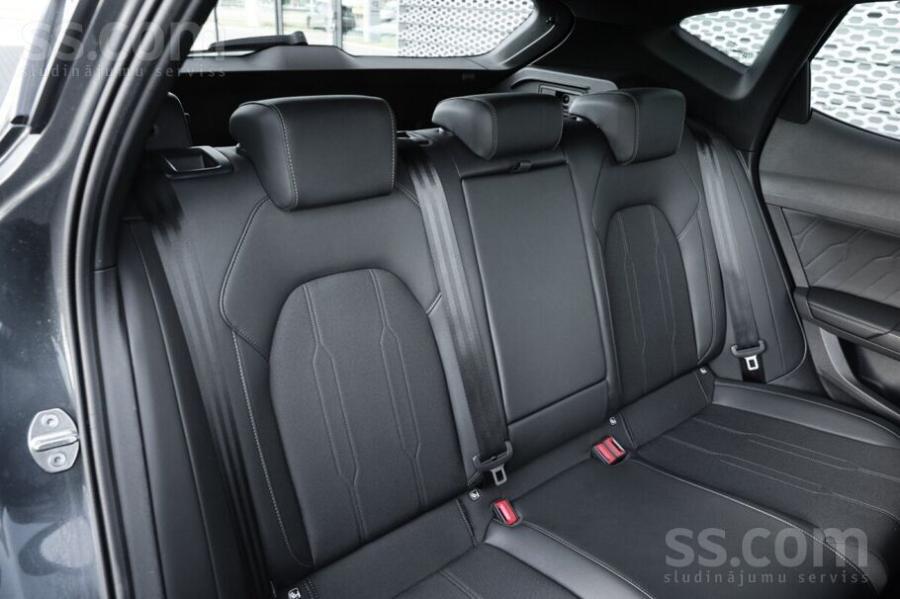 Melns Cupra Formentor 2023 Rīga, ar dzinēja tilpumu 1.40 L un nobraukumu 94 tūkst. km par 24050 €, foto 25 vietnē AUTOMOTO.COM.LV