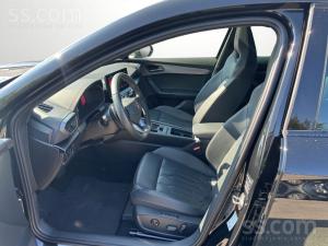 Черный Cupra Formentor 2023 в Рига, объемом двигателя 1.50 л и пробегом 35 тыс. км за 29490 €, фото 10 на AUTOMOTO.COM.LV