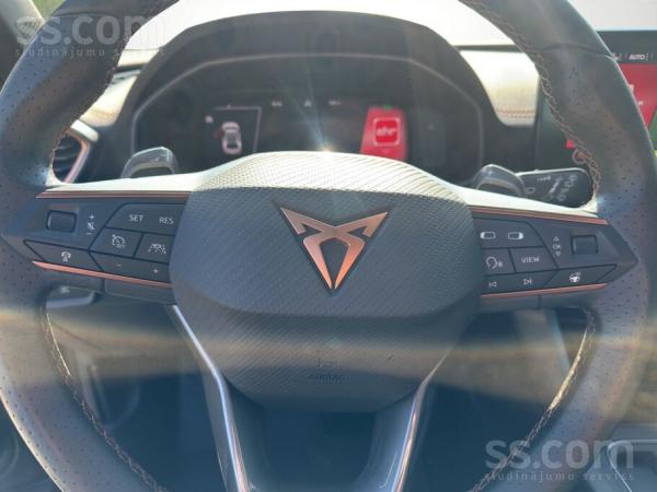 Black Cupra Formentor 2023 in Riga, with an engine capacity of 1.50 L and mileage of 35 thousand km for 29490 €, photo 11 on AUTOMOTO.COM.LV
