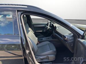 Черный Cupra Formentor 2023 в Рига, объемом двигателя 1.50 л и пробегом 35 тыс. км за 29490 €, фото 17 на AUTOMOTO.COM.LV