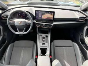 Black Cupra Formentor 2023 in Vilnius, with an engine capacity of 1.40 L and mileage of 70 thousand km for 22990 €, photo 19 on AUTOMOTO.COM.LV