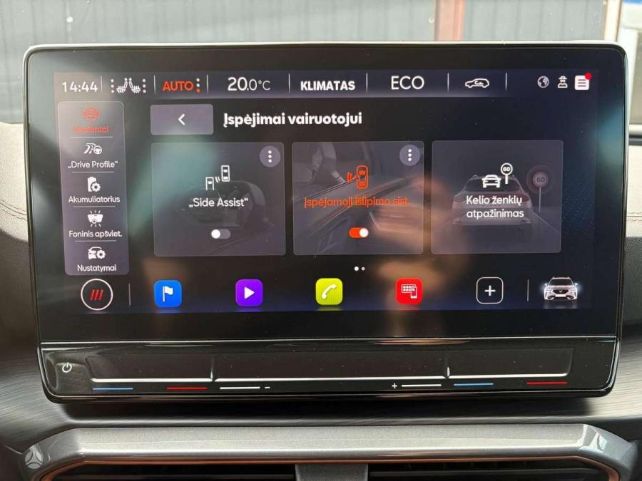 Black Cupra Formentor 2023 in Vilnius, with an engine capacity of 1.40 L and mileage of 70 thousand km for 22990 €, photo 30 on AUTOMOTO.COM.LV