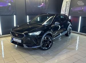 Melns Cupra Formentor 2023 Avižieniai, ar dzinēja tilpumu 1.40 L un nobraukumu 99 tūkst. km par 23950 €, foto 1 vietnē AUTOMOTO.COM.LV