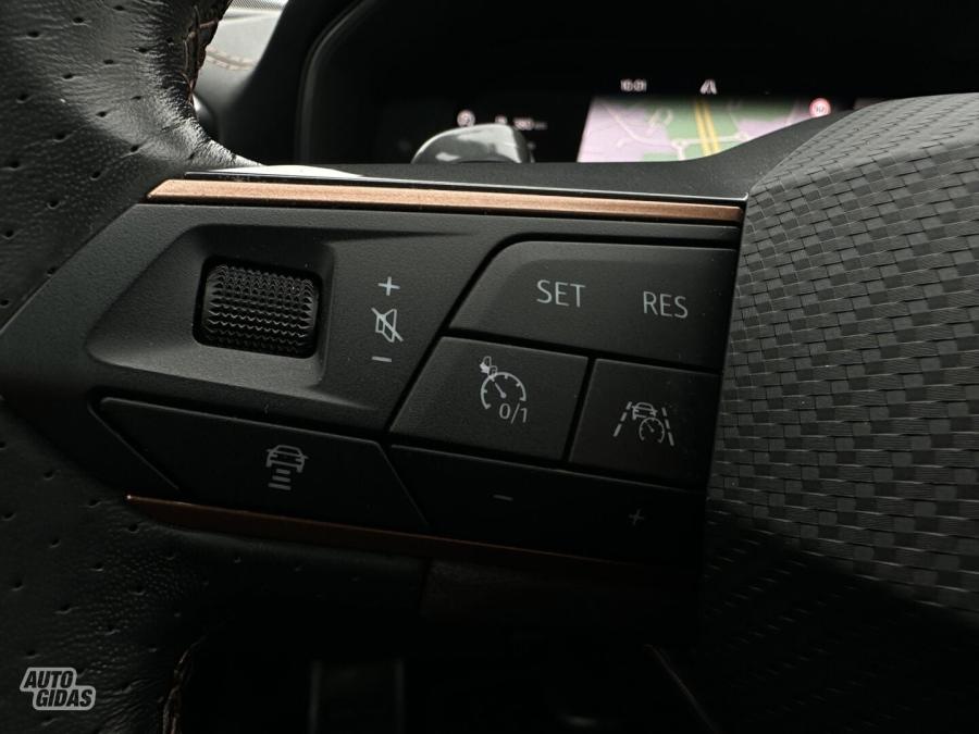 Melns Cupra Formentor 2023 Avižieniai, ar dzinēja tilpumu 1.40 L un nobraukumu 99 tūkst. km par 23950 €, foto 9 vietnē AUTOMOTO.COM.LV