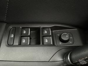 Melns Cupra Formentor 2023 Avižieniai, ar dzinēja tilpumu 1.40 L un nobraukumu 99 tūkst. km par 23950 €, foto 24 vietnē AUTOMOTO.COM.LV