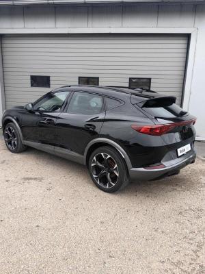 Melns Cupra Formentor 2023 Jelgava, ar dzinēja tilpumu 2.00 L un nobraukumu 76 tūkst. km par 26250 €, foto 5 vietnē AUTOMOTO.COM.LV