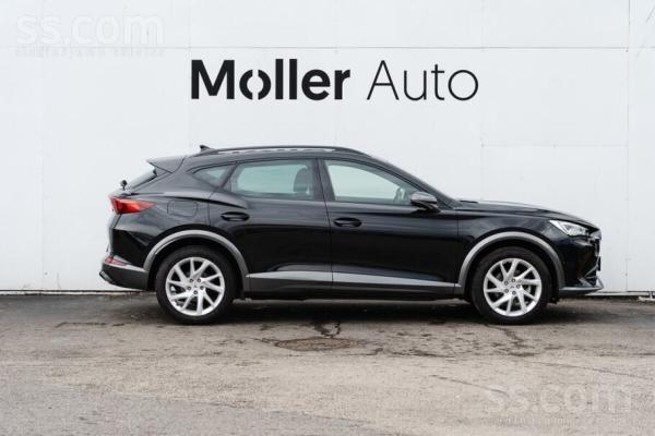 Black Cupra Formentor 2023 in Riga, with an engine capacity of 1.40 L and mileage of 41 thousand km for 25500 €, photo 6 on AUTOMOTO.COM.LV