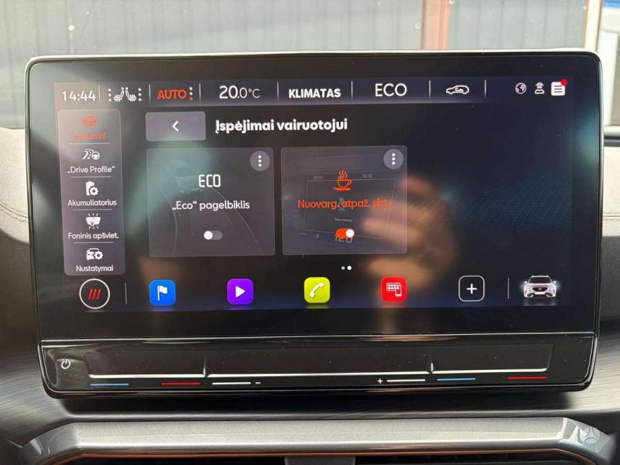 Black Cupra Formentor 2023 in Vilnius, with an engine capacity of 1.40 L and mileage of 70 thousand km for 22800 €, photo 30 on AUTOMOTO.COM.LV