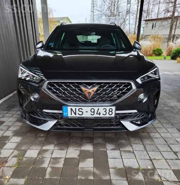 Черный Cupra Formentor 2023 в Юрмала, объемом двигателя 2.00 л и пробегом 36 тыс. км за 28500 €, фото 1 на AUTOMOTO.COM.LV