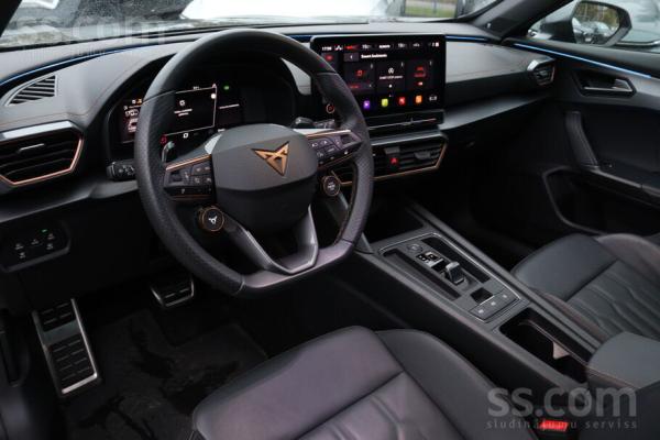 Melns Cupra Formentor 2023 Rīga, ar dzinēja tilpumu 2.00 L un nobraukumu 36 tūkst. km par 27990 €, foto 10 vietnē AUTOMOTO.COM.LV