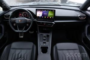 Melns Cupra Formentor 2023 Rīga, ar dzinēja tilpumu 2.00 L un nobraukumu 36 tūkst. km par 27990 €, foto 28 vietnē AUTOMOTO.COM.LV