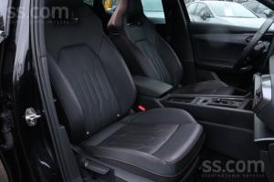 Melns Cupra Formentor 2023 Rīga, ar dzinēja tilpumu 2.00 L un nobraukumu 36 tūkst. km par 27990 €, foto 31 vietnē AUTOMOTO.COM.LV