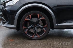 Melns Cupra Formentor 2023 Rīga, ar dzinēja tilpumu 2.00 L un nobraukumu 36 tūkst. km par 27990 €, foto 35 vietnē AUTOMOTO.COM.LV