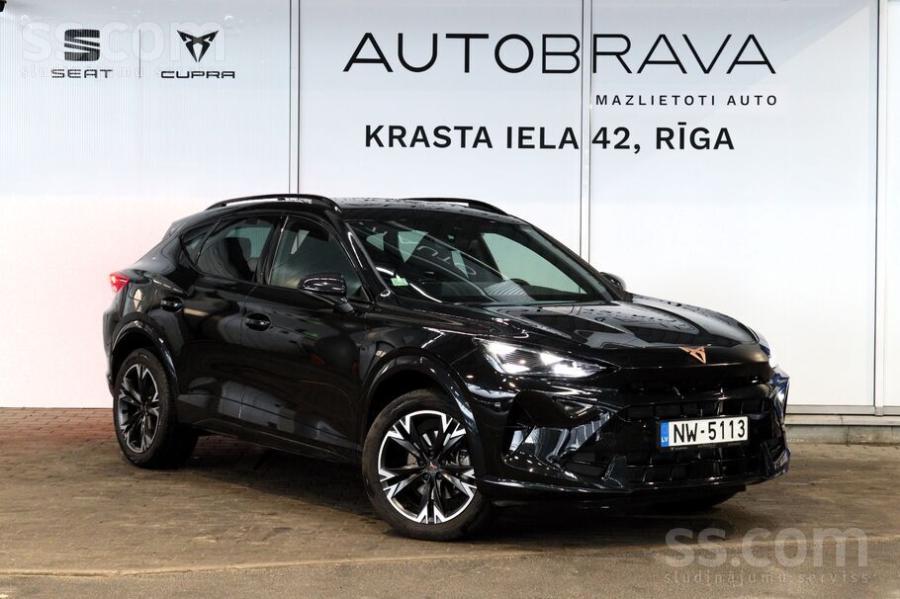 Melns Cupra Formentor 2024 Rīga, ar dzinēja tilpumu 1.50 L un nobraukumu 20 tūkst. km par 28990 €, foto 4 vietnē AUTOMOTO.COM.LV