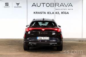 Melns Cupra Formentor 2024 Rīga, ar dzinēja tilpumu 1.50 L un nobraukumu 20 tūkst. km par 28990 €, foto 8 vietnē AUTOMOTO.COM.LV
