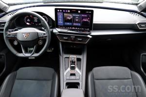 Melns Cupra Formentor 2024 Rīga, ar dzinēja tilpumu 1.50 L un nobraukumu 20 tūkst. km par 28990 €, foto 11 vietnē AUTOMOTO.COM.LV