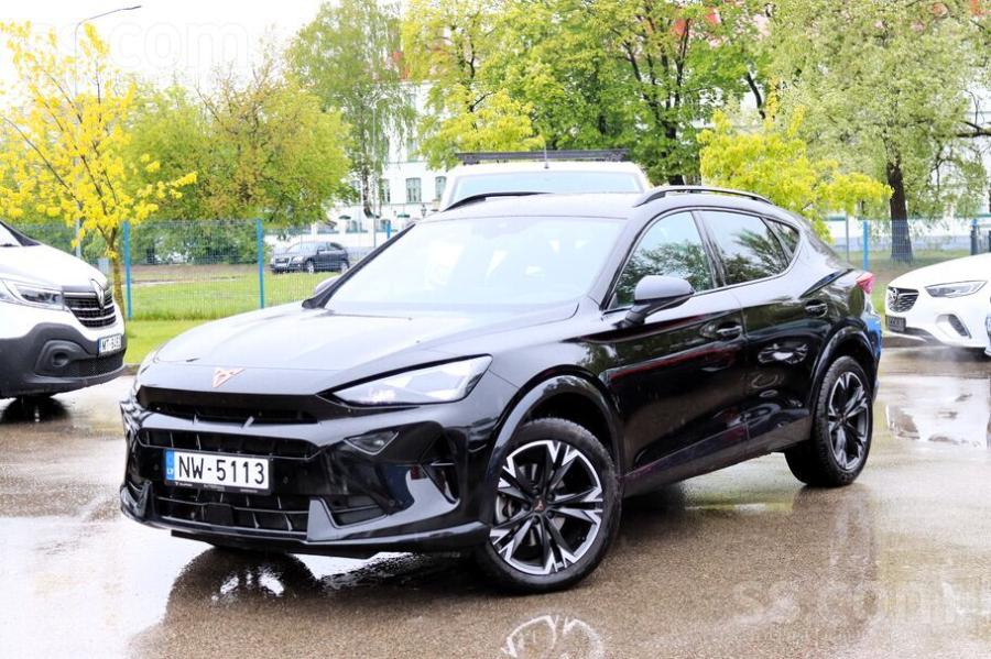 Melns Cupra Formentor 2024 Rīga, ar dzinēja tilpumu 1.50 L un nobraukumu 20 tūkst. km par 28990 €, foto 34 vietnē AUTOMOTO.COM.LV