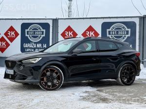 Melns Cupra Formentor 2024 Jelgava, ar dzinēja tilpumu 2.50 L un nobraukumu 23 tūkst. km par 41500 €, foto 7 vietnē AUTOMOTO.COM.LV