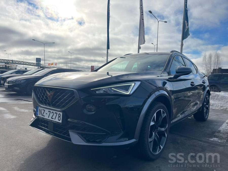 Melns Cupra Formentor 2024 Rīga, ar dzinēja tilpumu 1.50 L un nobraukumu 72 tūkst. km par 23700 €, foto 3 vietnē AUTOMOTO.COM.LV