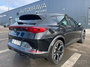 Melns Cupra Formentor 2024 Rīga, ar dzinēja tilpumu 1.50 L un nobraukumu 72 tūkst. km par 23700 €, foto 6 vietnē AUTOMOTO.COM.LV