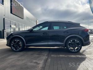 Melns Cupra Formentor 2024 Rīga, ar dzinēja tilpumu 1.50 L un nobraukumu 72 tūkst. km par 23700 €, foto 7 vietnē AUTOMOTO.COM.LV
