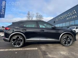 Melns Cupra Formentor 2024 Rīga, ar dzinēja tilpumu 1.50 L un nobraukumu 72 tūkst. km par 23700 €, foto 8 vietnē AUTOMOTO.COM.LV
