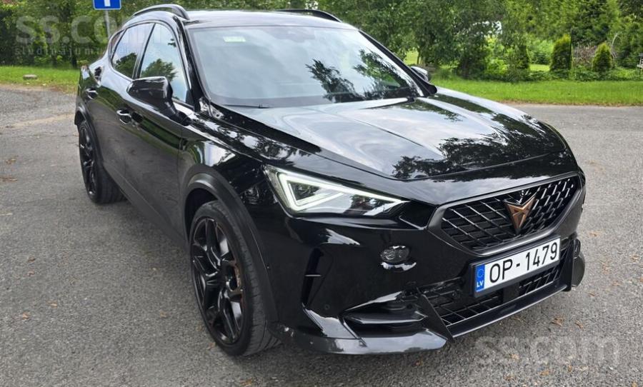 Black Cupra Formentor 2024 in Riga, with an engine capacity of 2.50 L and mileage of 29 thousand km for 39900 €, photo 1 on AUTOMOTO.COM.LV