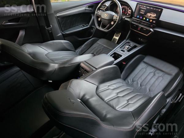 Black Cupra Formentor 2024 in Riga, with an engine capacity of 2.50 L and mileage of 29 thousand km for 39900 €, photo 8 on AUTOMOTO.COM.LV
